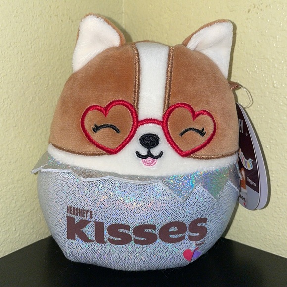 Squishmallows | Toys | 5 Regina The Corgi Hersey Kisses Squishmallow ...
